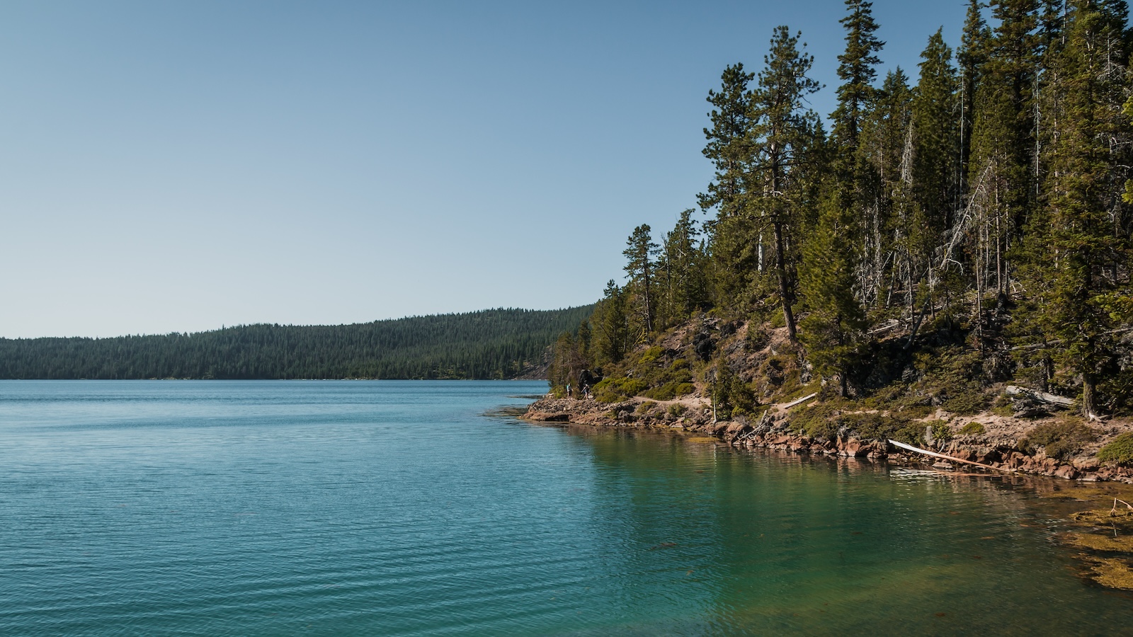 15 Must-Visit Pacific Northwest Lakes to Beat the Summer Heat - Roam ...