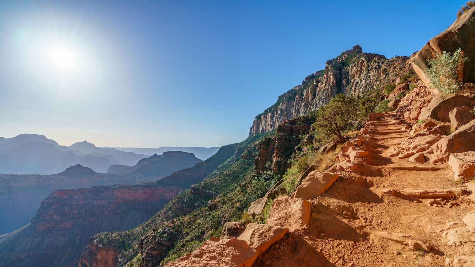 15 Epic Hiking Trails Across America’s National Parks - Roam the Northwest